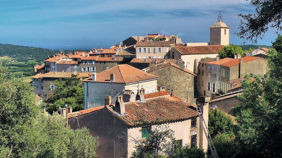 Gassin Village oberhalb Saint Tropez - "COLLECT MEMORIES NOT THINGS"